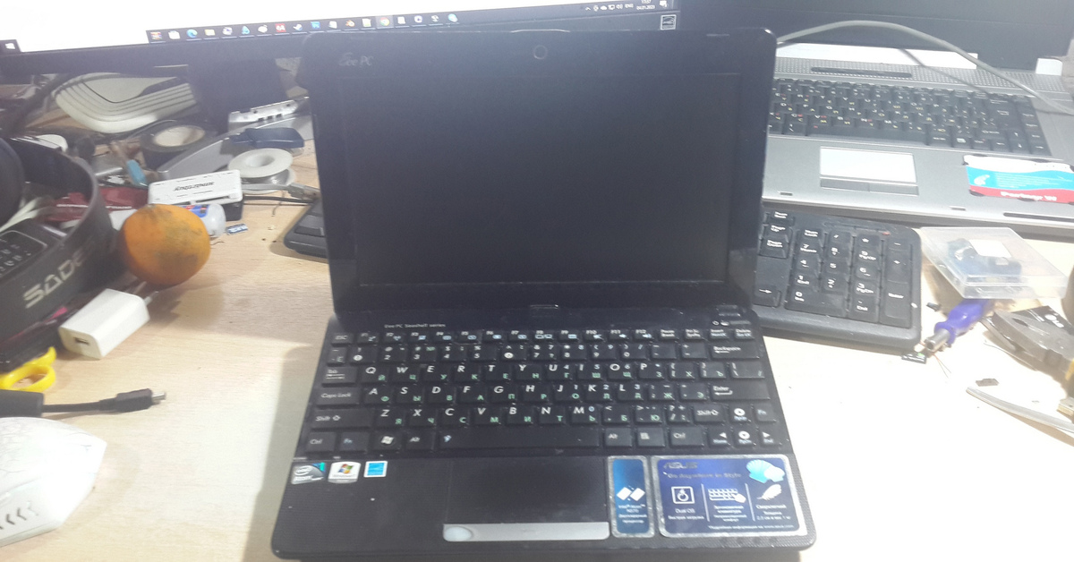 Полноценный x86 нетбук за ~100 рублей (1.5$). Оживляем старичка в 2022 ...