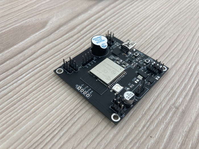 Паяем компоненты на новую плату от Enjoy Robotics для новых проектов! | Пикабу