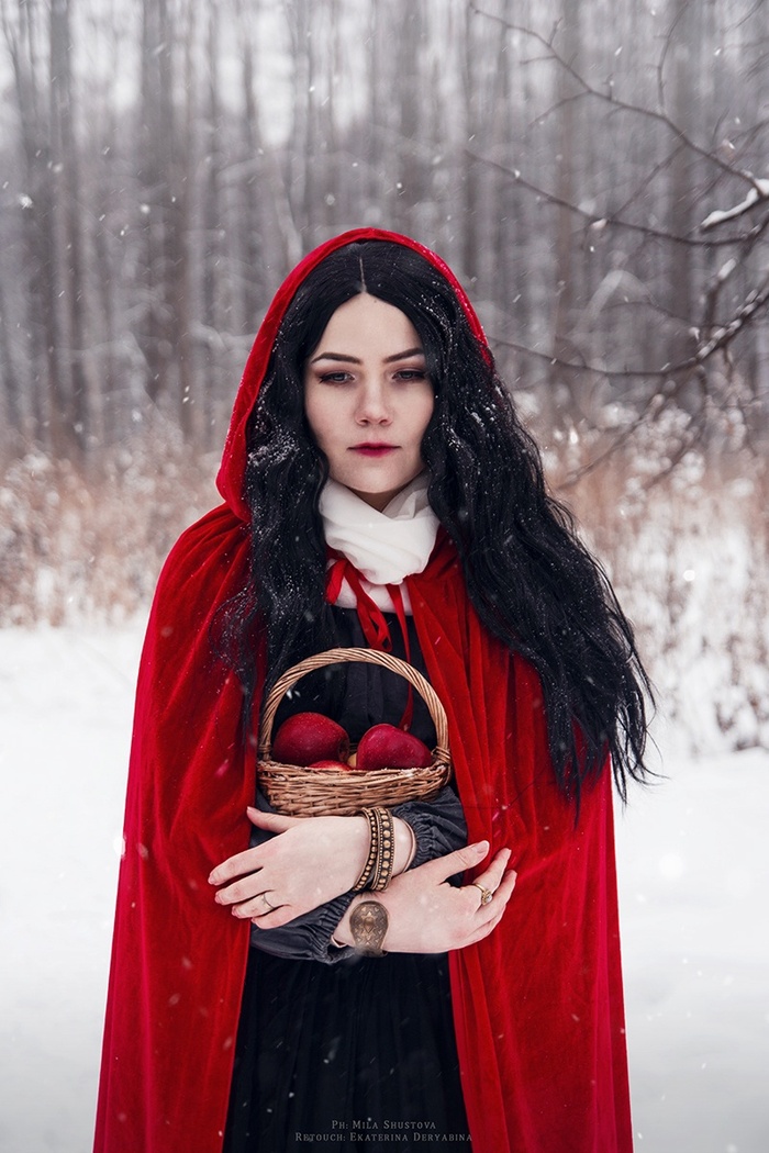 Красная шапочка (которая на самом деле плащ) | Пикабу