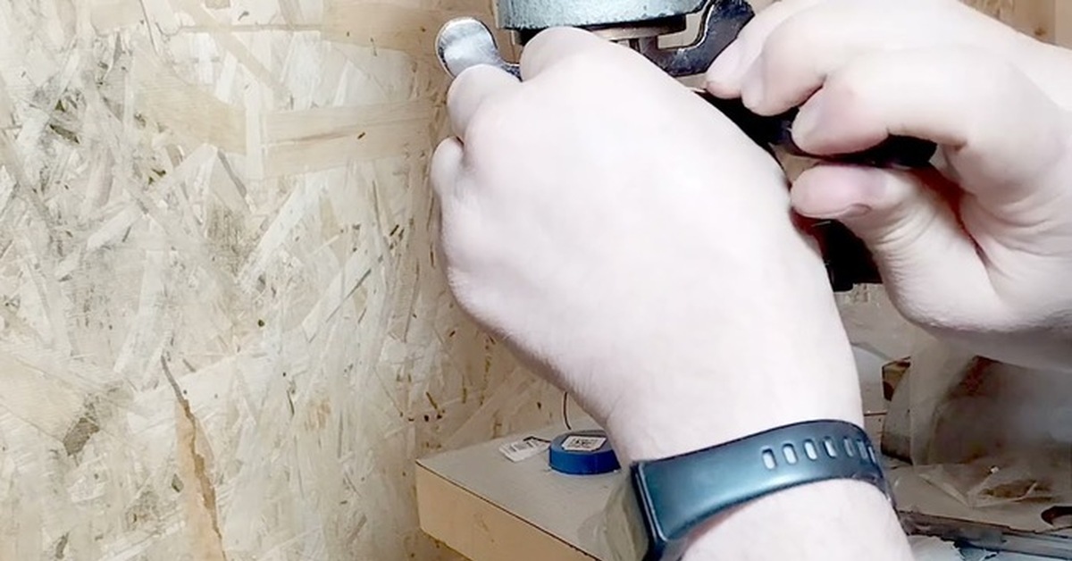 Эксперимент со швейной машинкой Protex. Пытаемся проколоть 13 ...