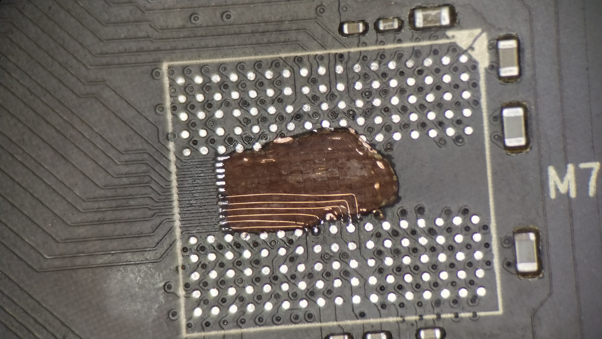 Там плата расслоилась из-за артефактов. Ремонт 1060 | Пикабу