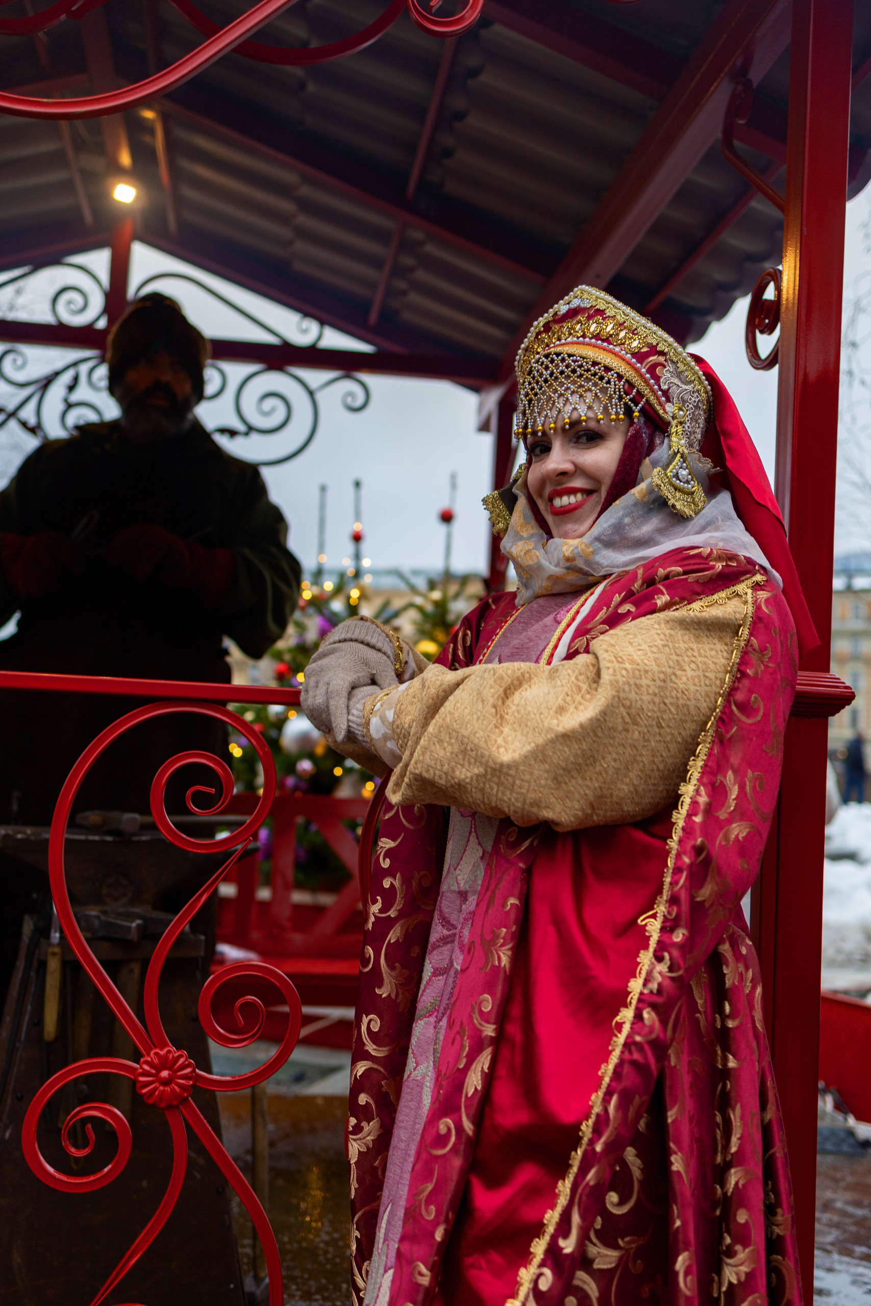 Новогодние моменты: Персонажи Манежной площади... | Пикабу