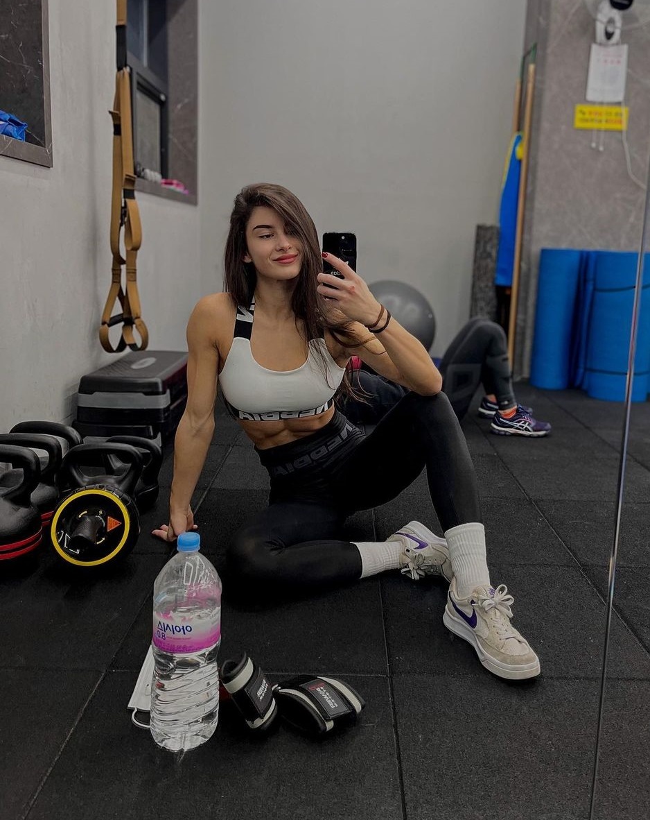 Ребека Дудусова | Пикабу