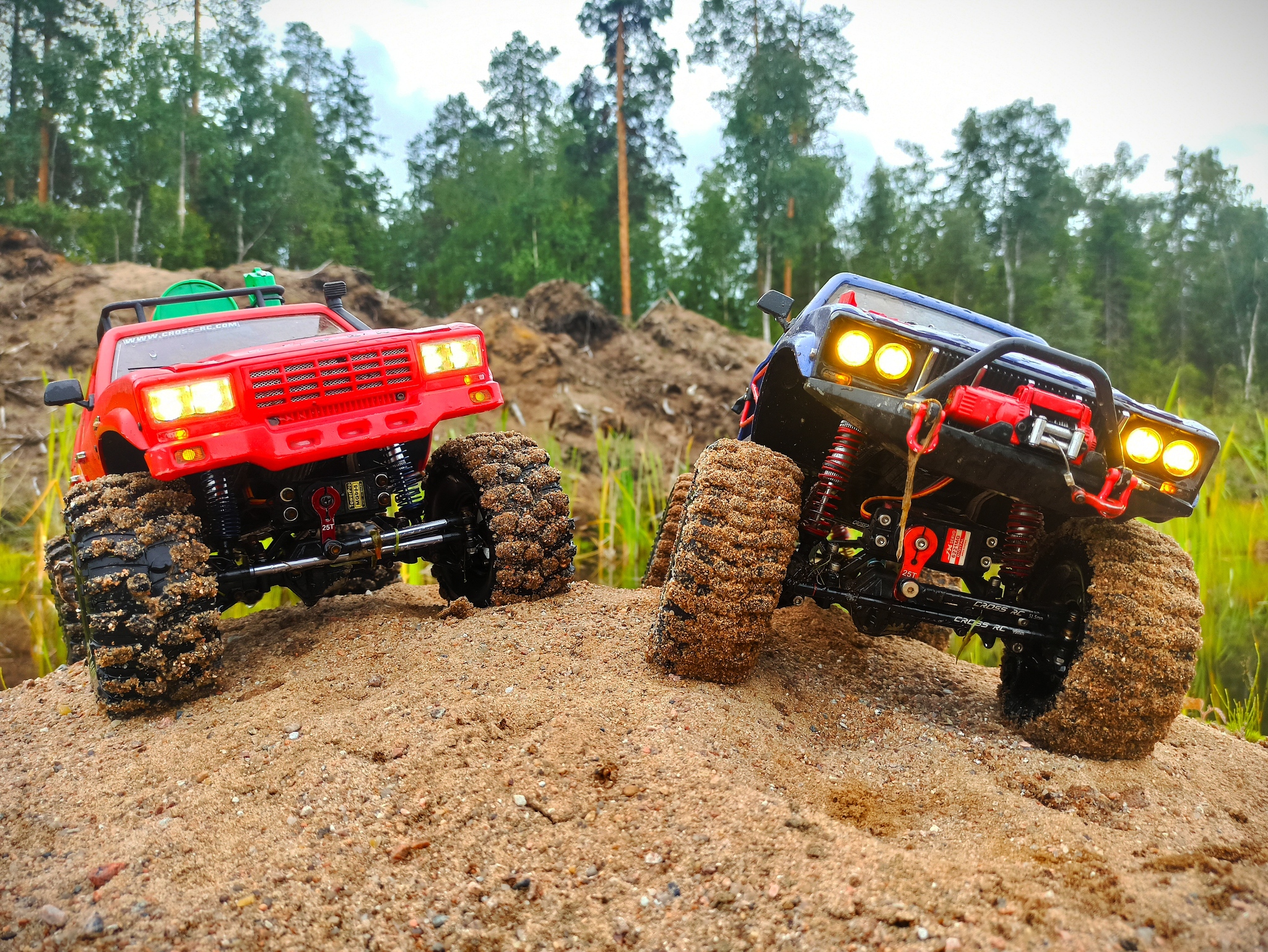 Demon Truck's SG4 & SU4 Crossrc | Пикабу