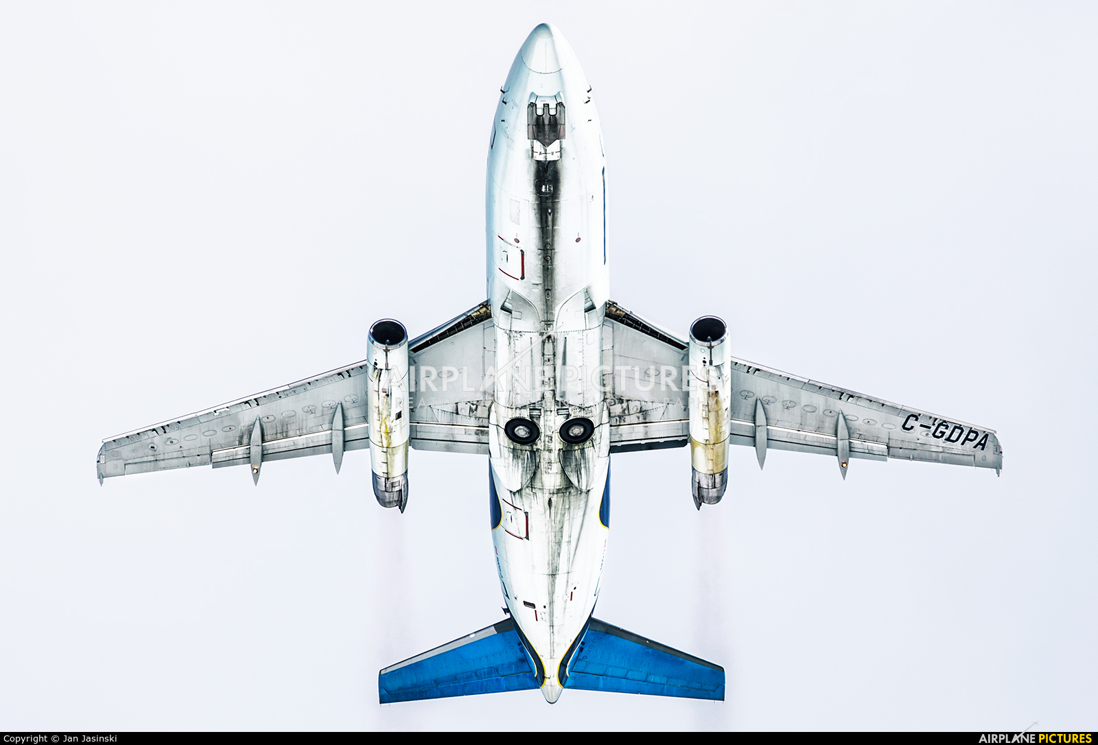 Разбор ролика про SSJ100, разоблачение горе-авиаконструктора - 10.09.23 ...