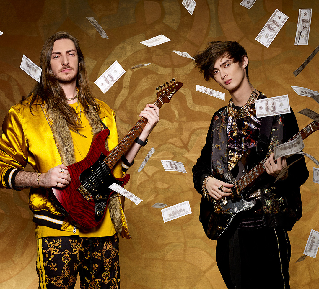 POLYPHIA, одна из "...САМЫХ ВЫДАЮЩИХСЯ ГИТАРНЫХ ГРУПП 2010-х годов...". ТЕХАС дает, не ковбоями ...