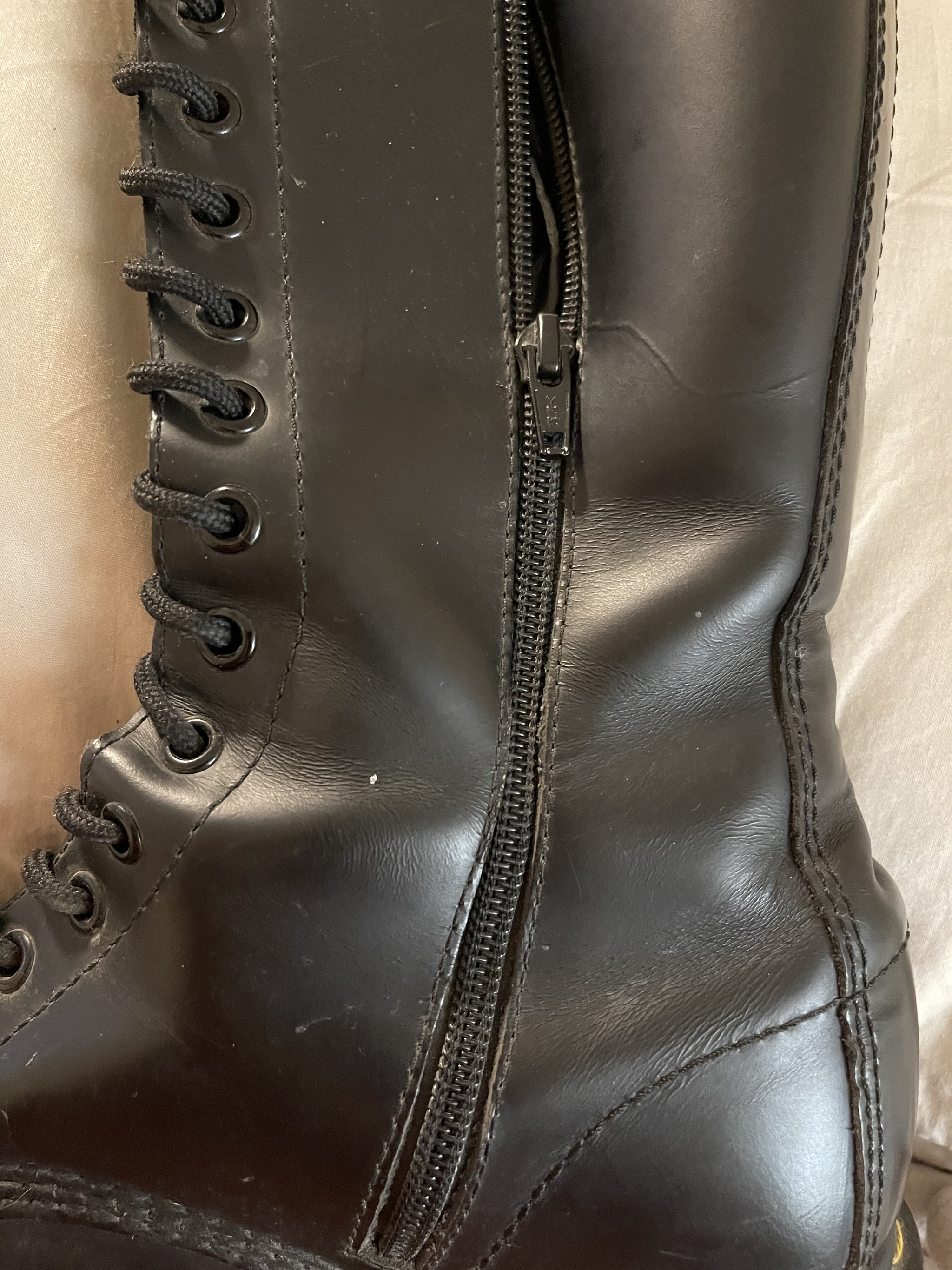 Dr.Martens | Пикабу