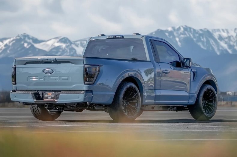 Дилер Ford создал замечательный F-150 Single Cab Widebody - 25.10.23 09 ...