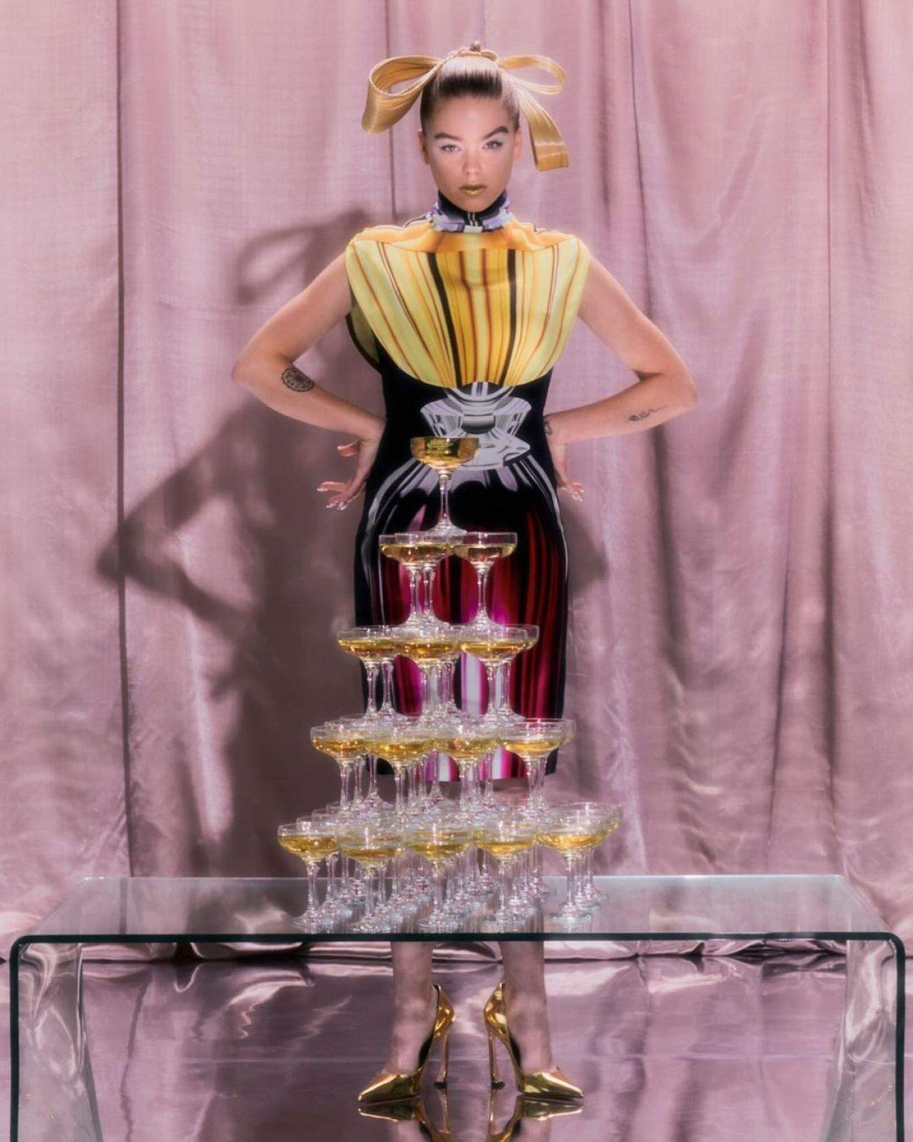 #Фотосессии2023: Милли Олкок для Pull Letter Magazine - 19.12.23 22:17 ...