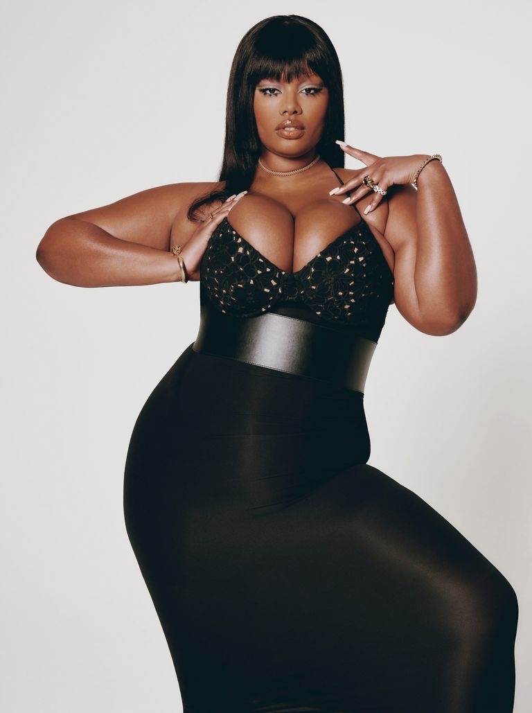 Самые привлекательные модели Plus size - 10.02.24 19:30 | Пикабу