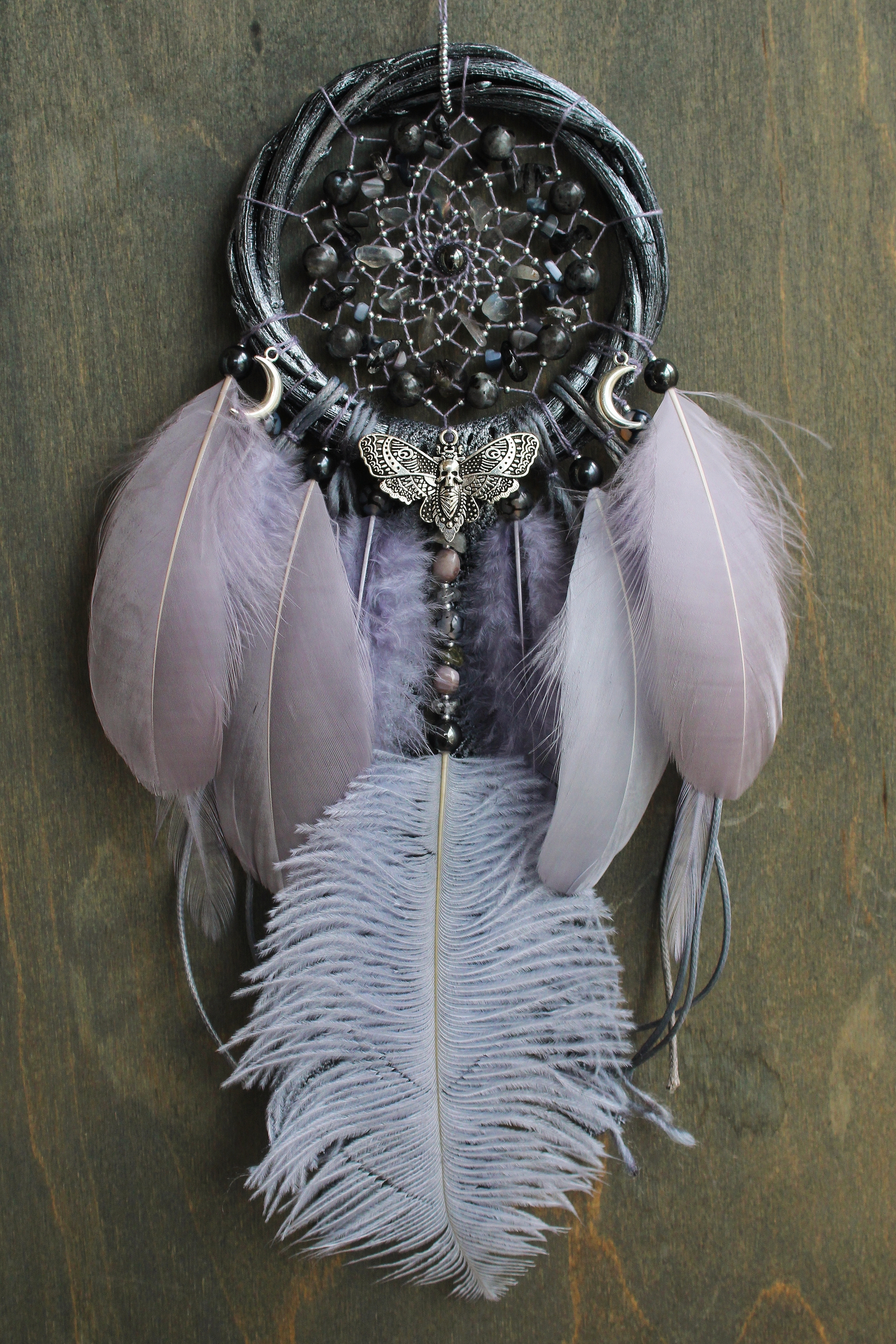 Ловцы Снов из коллекции Tell me a Fable - 22.04.24 11:40 | Пикабу