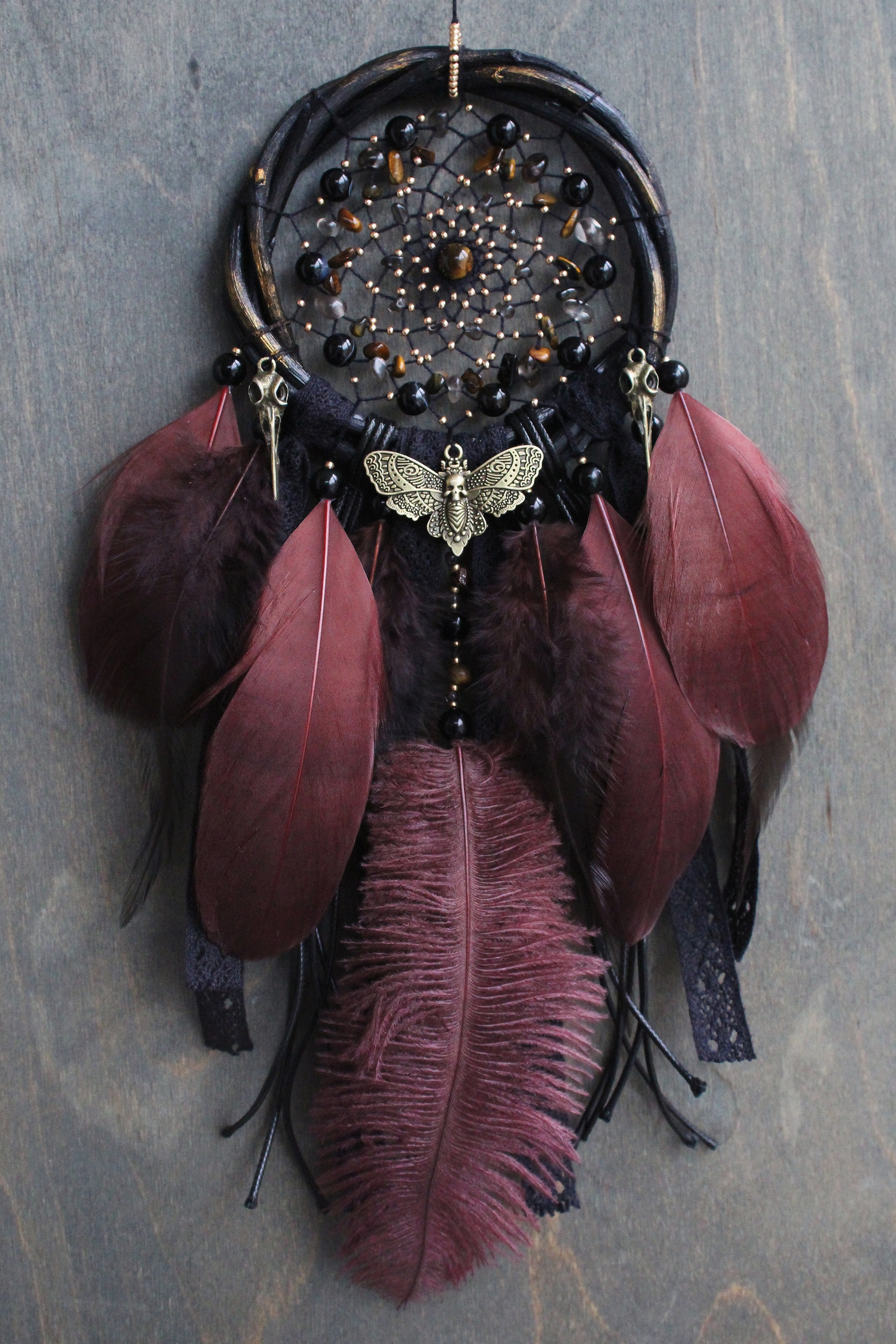 Ловцы Снов из коллекции Tell me a Fable - 22.04.24 11:40 | Пикабу