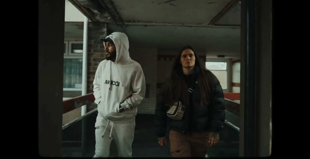D'n'B. Mollie Collins & Champion DI - Estate of Mind (Official Video ...