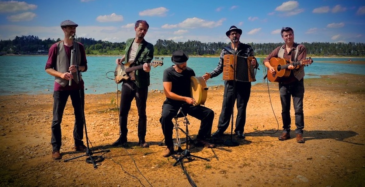 Doolin' Band - Redemption Song (Bob Marley cover). Регги сыгранное в ...